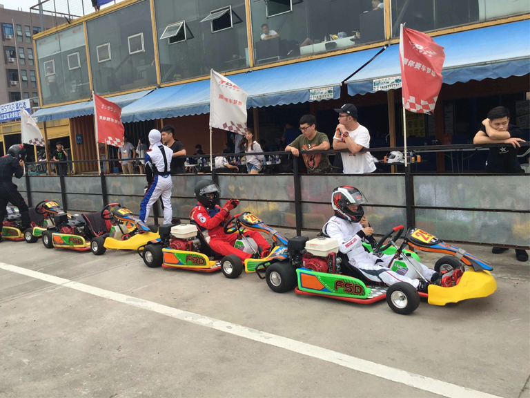 Kart Driving Basics & Cornering Tips - Fourstar Kart